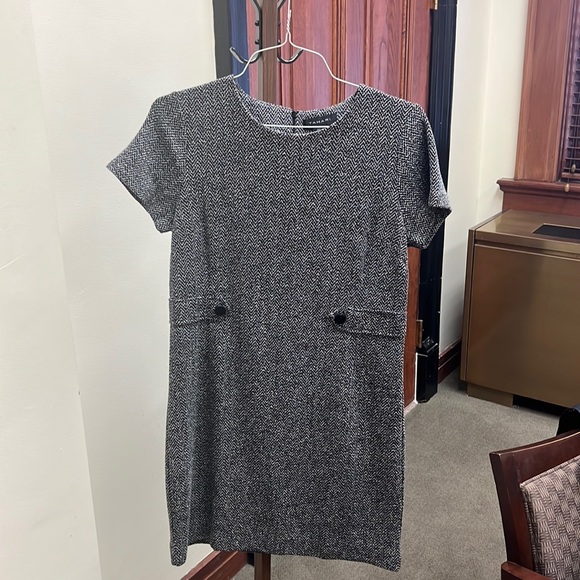 Tahari | Dresses | Tahari Dress | Poshmark